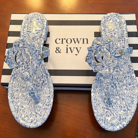 crown & ivy | Shoes | Crown Ivy | Poshmark